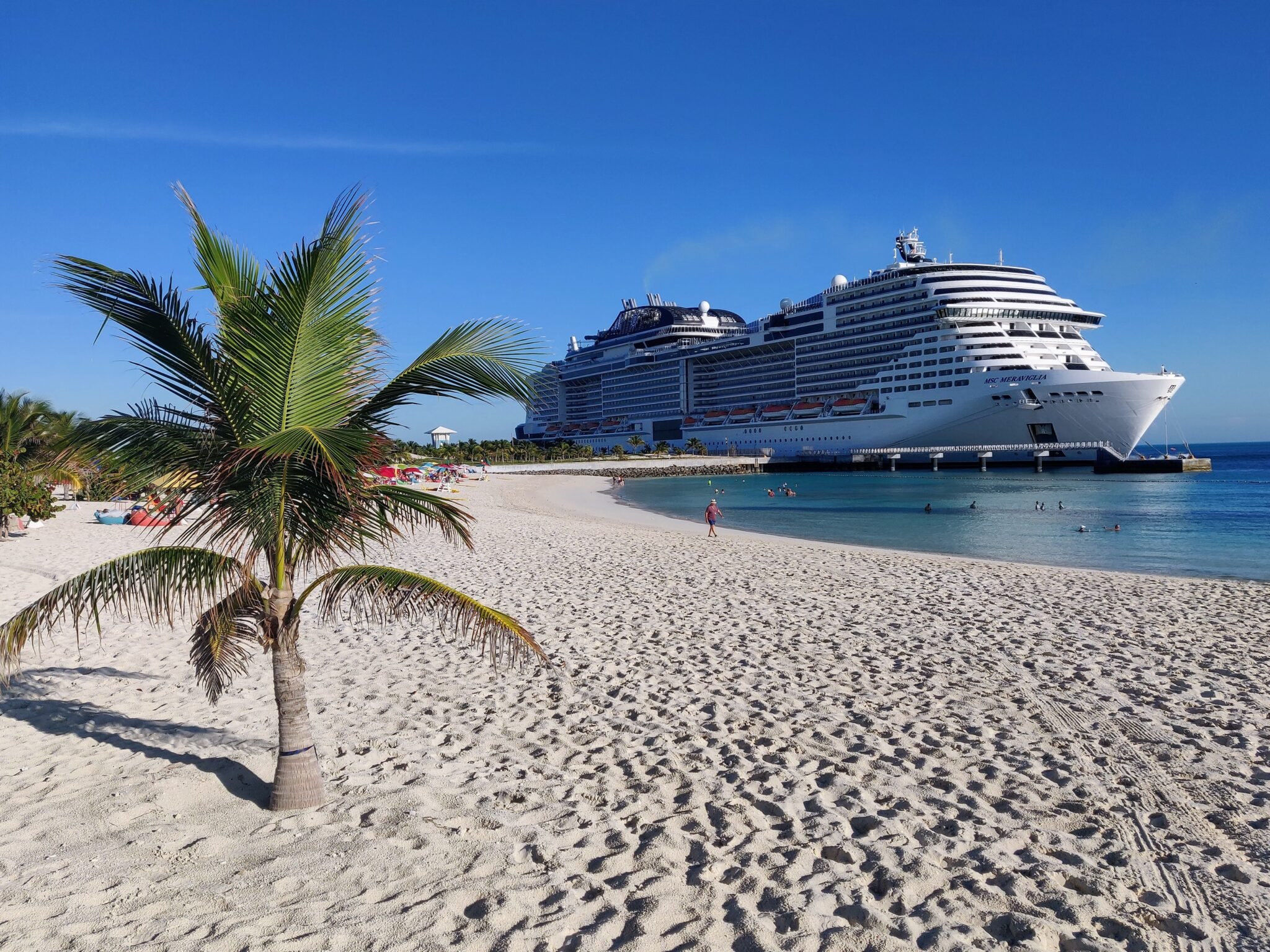 Travel Booking and Planning Services | Roaming Around the World